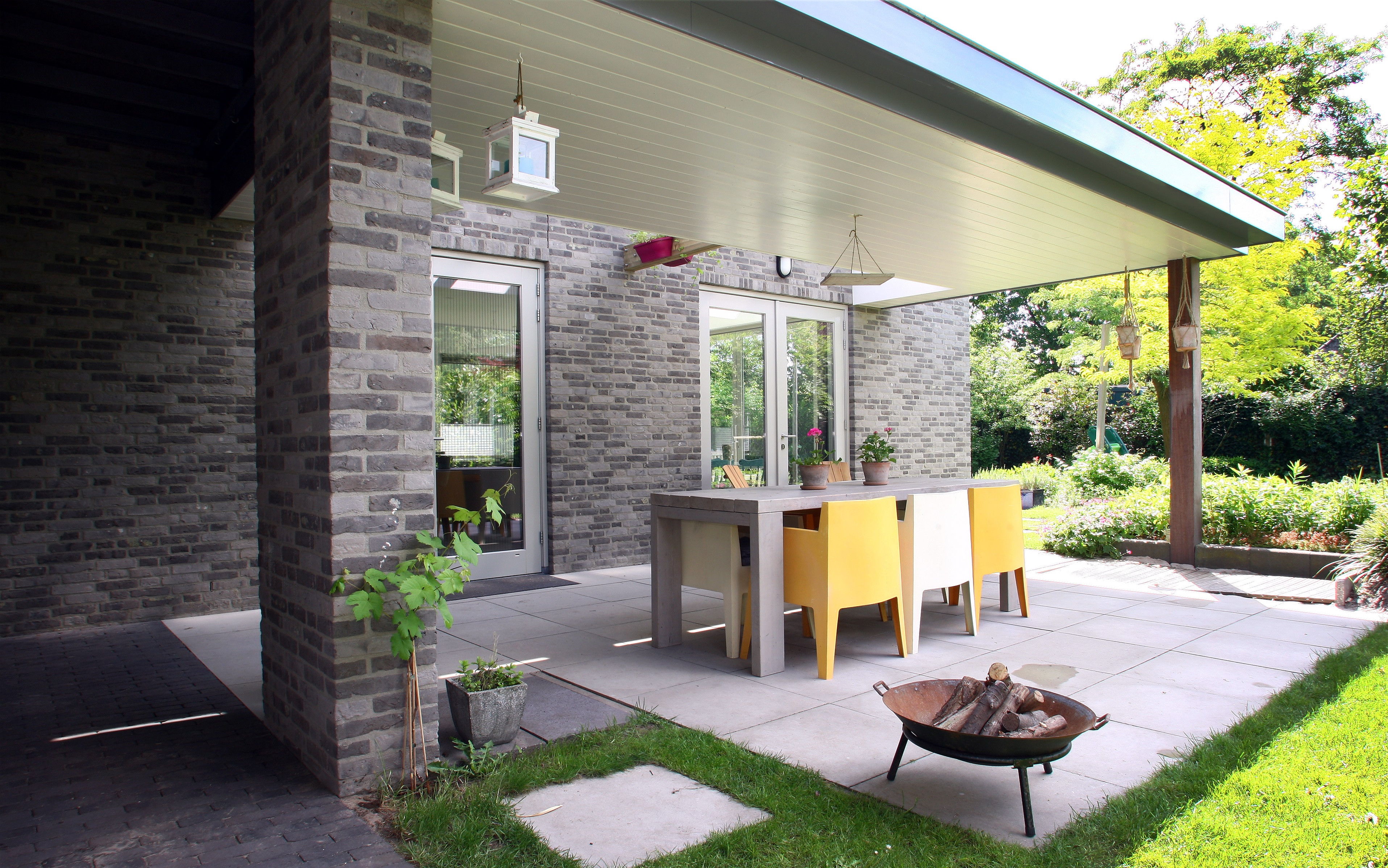 Veranda met grote overspanning in Berghem - Van der Heijden